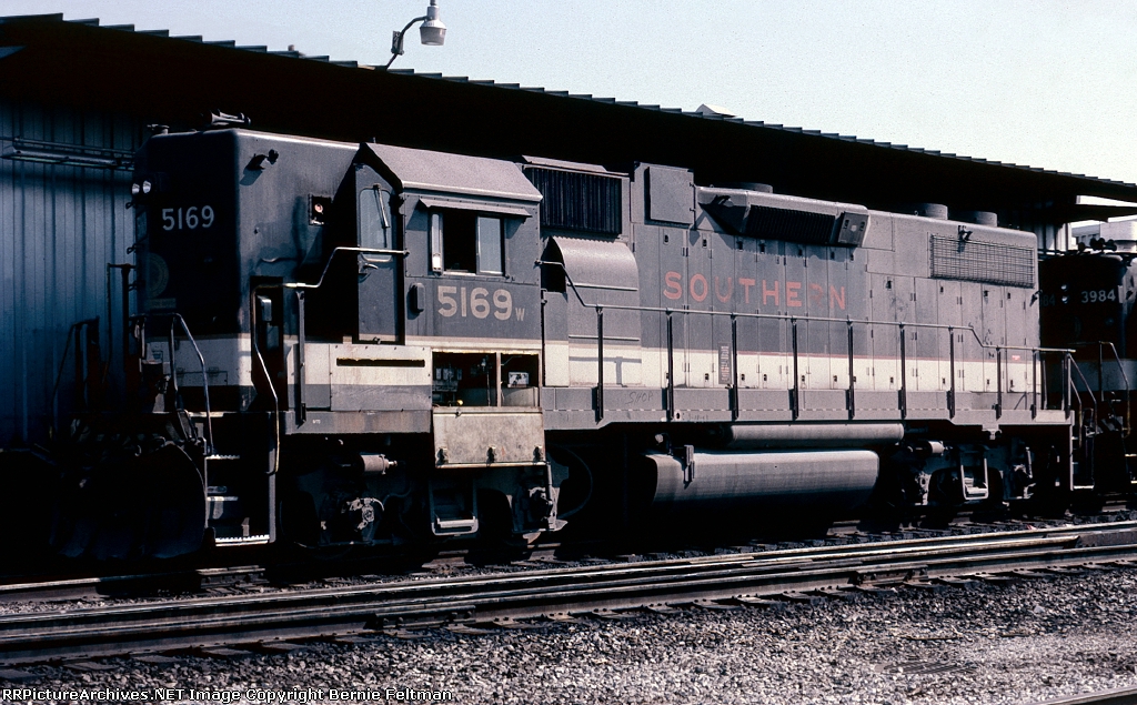 Southern Railway GP38-2 #5169